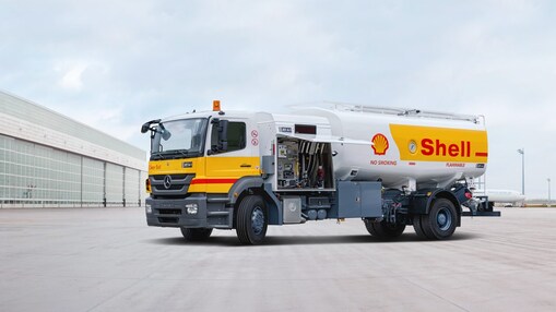 Shell Aviation introduces electric pump jet refueller | Shell Global