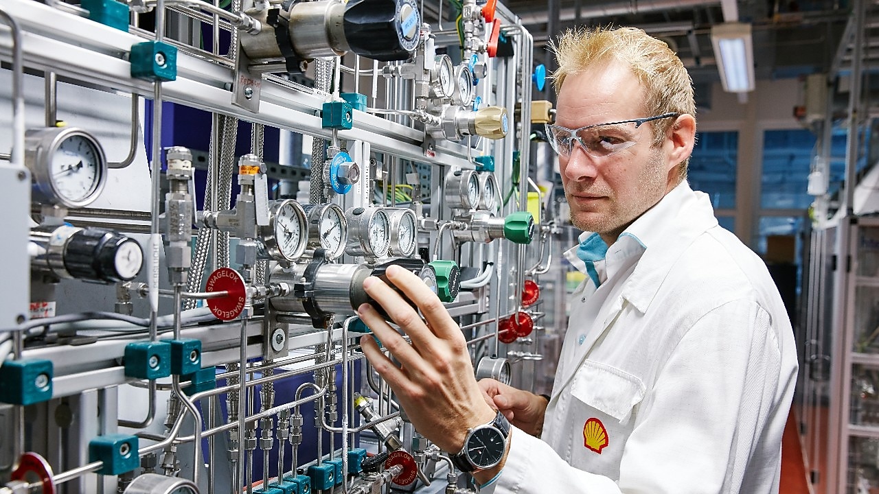 Aromatics Complex Catalysts | Shell Global | Shell Global