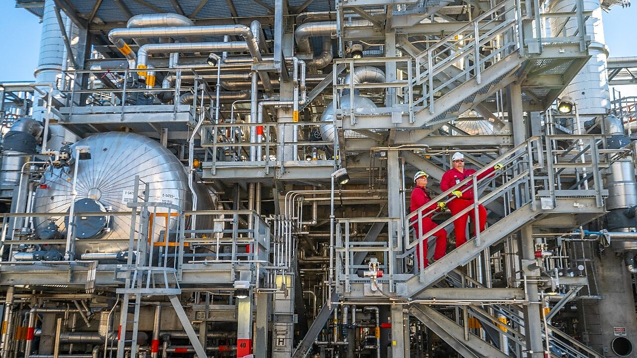 Distillate Hydrotreating | Shell Catalysts & Technologies | Shell Global