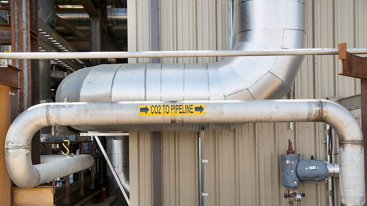 Quest Carbon Capture and Storage Facility | Shell Catalysts ...