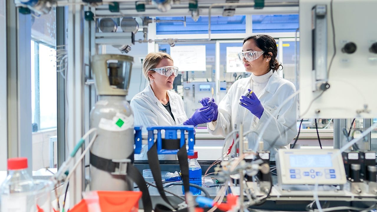 Transforming the industrial processing and energy sectors | Shell Global