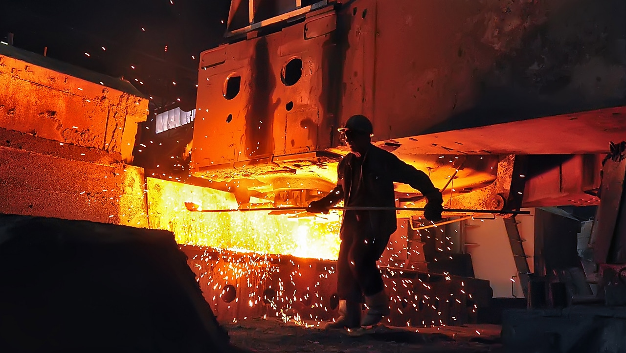 Shell Fire-Resistant Hydraulic Fluid S2 DU | Shell Global