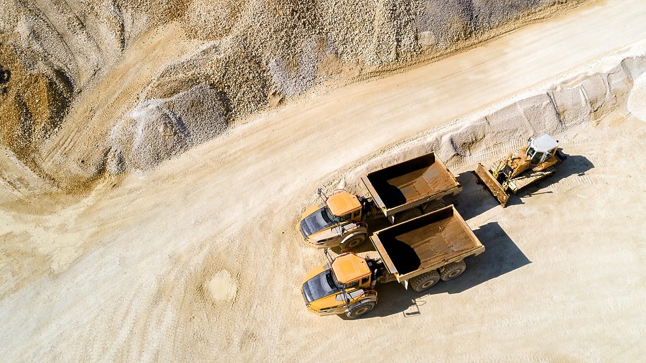 Lubricants for Mining & Quarrying | Shell Global