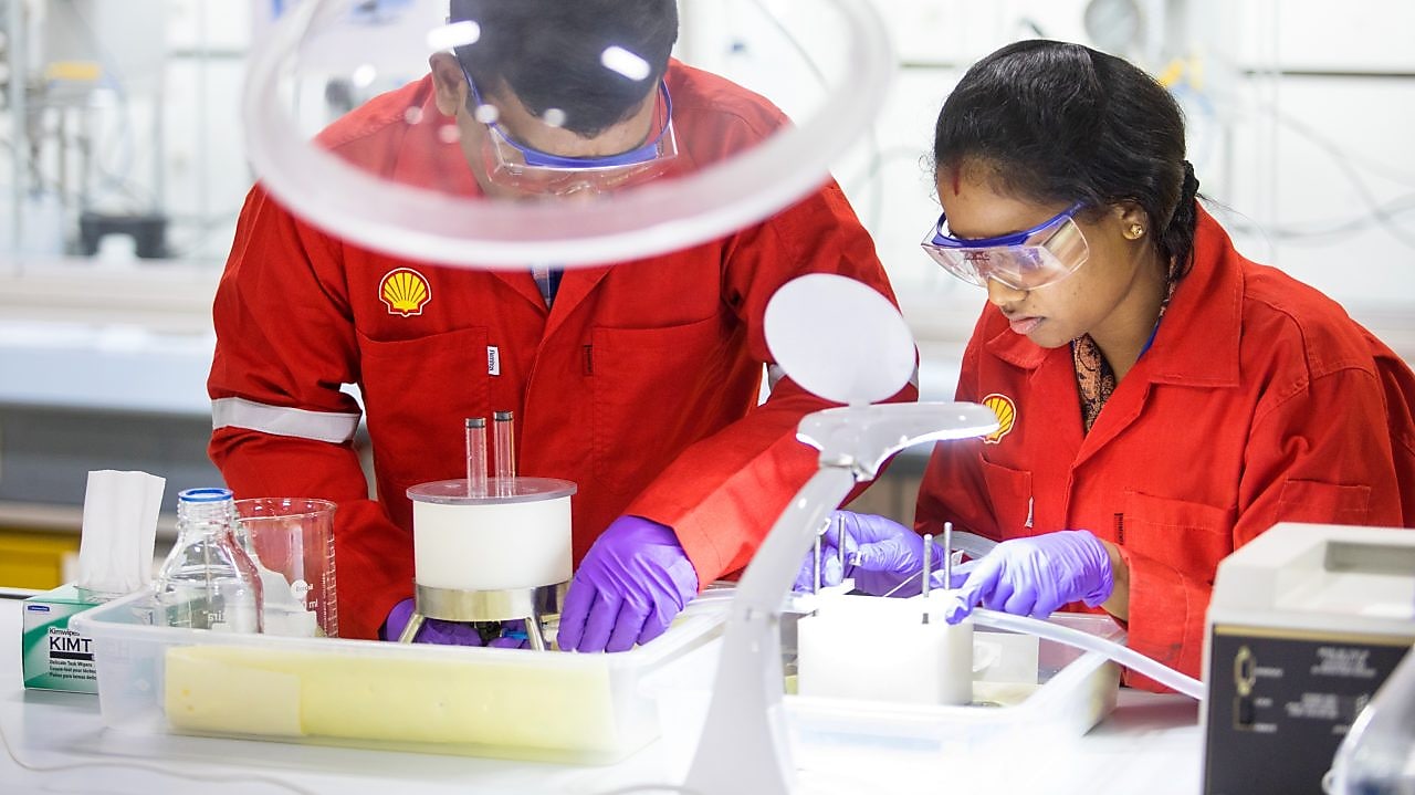 Information for shareholders | Shell Global