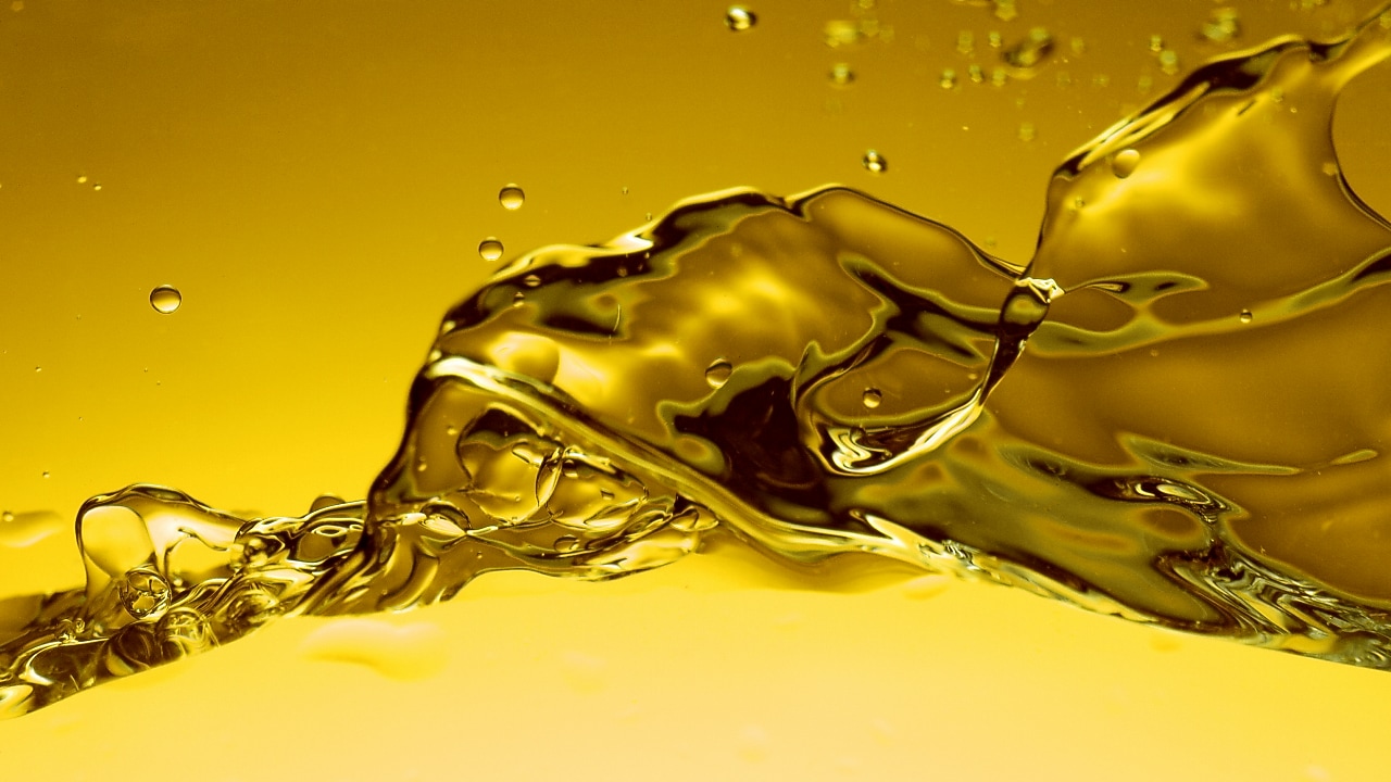 Shell engine oils and lubricants | Shell Global