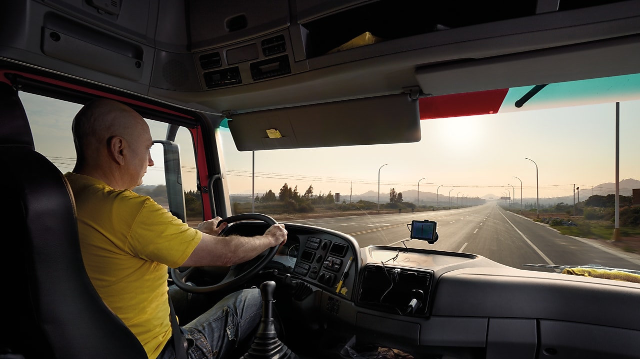 Shell Rimula Truck & Heavy-duty Engine Oils | Shell Global