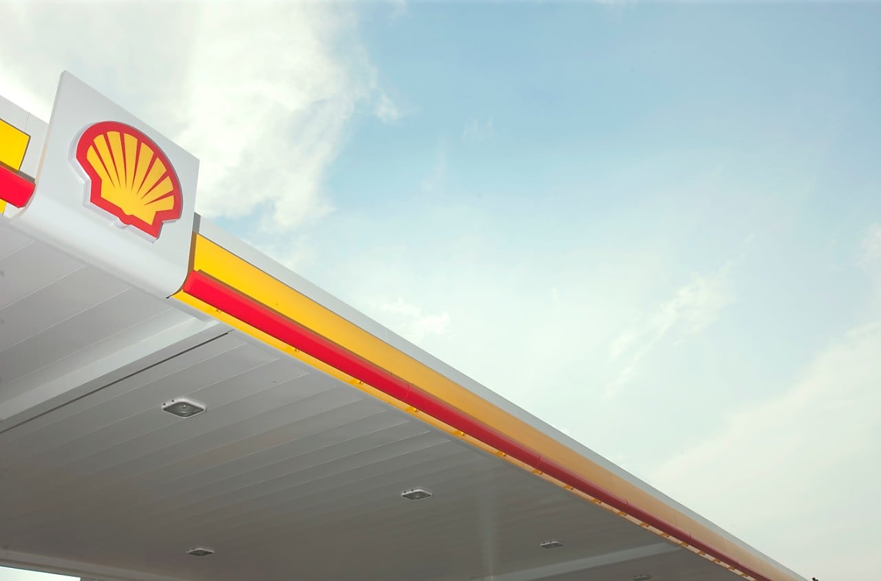 Shell will not restart construction of Rotterdam biofuels plant | Shell ...