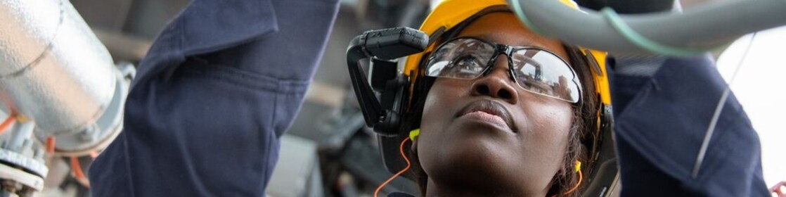 Augmented reality (AR) and virtual reality (VR) | Shell Global